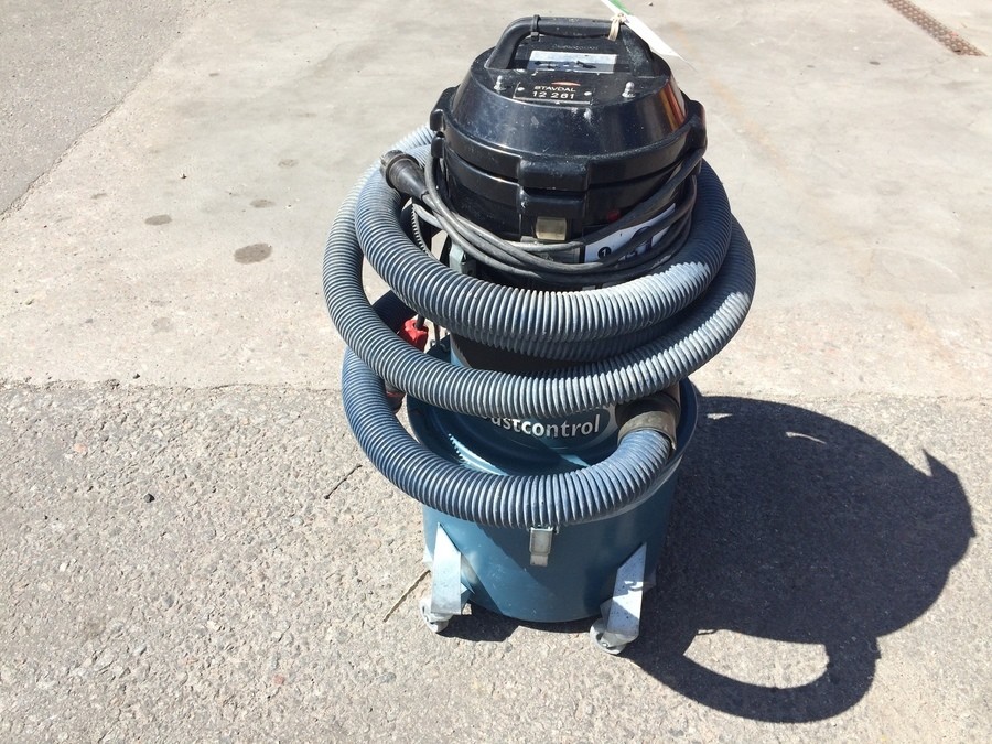 Klaravik Auktioner | Stoftavskiljare Dustcontrol DC 1800