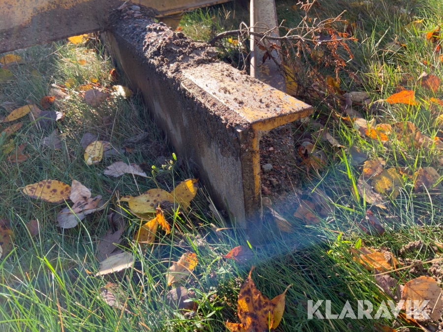 Vägsladd Vreten V2 220, Nyköping, Klaravik auktioner