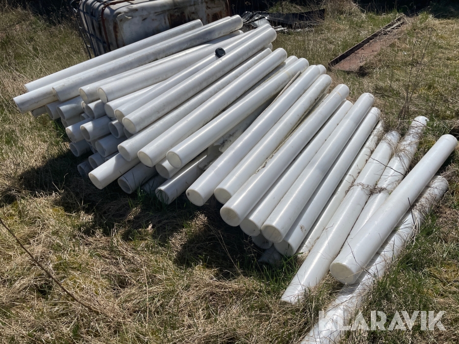 Stolpar plast 60-70 st, Svenljunga, Klaravik auktioner