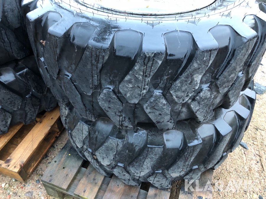 Klaravik Auktioner | Entreprenadhjul 405 / 70 R20 Volvo L30