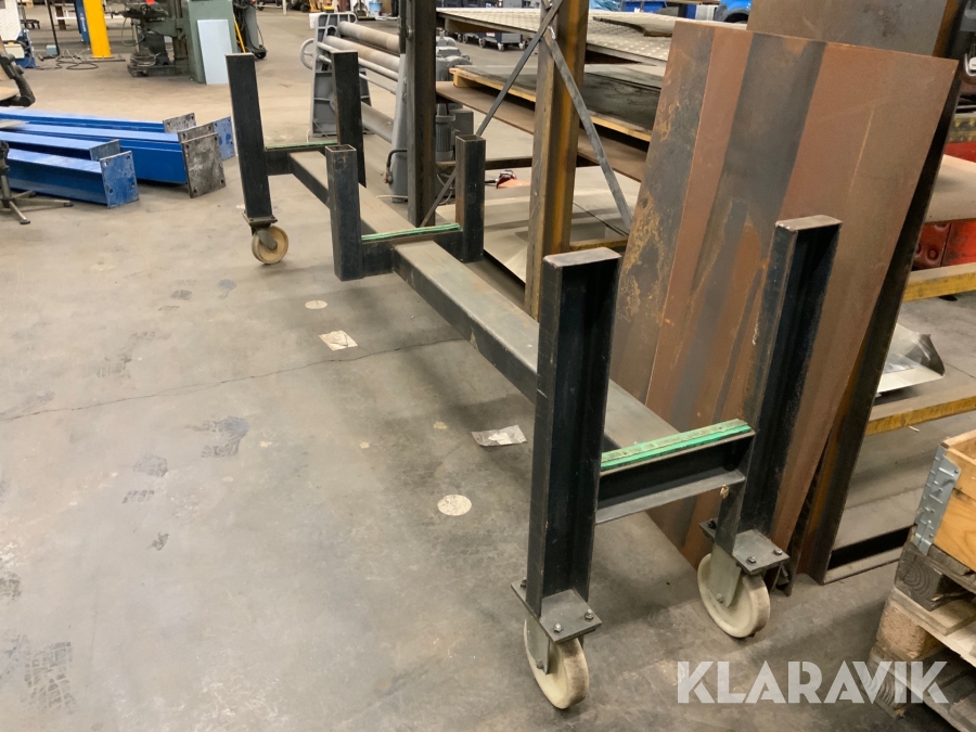 Materialvagn, Nyköping, Klaravik auktioner