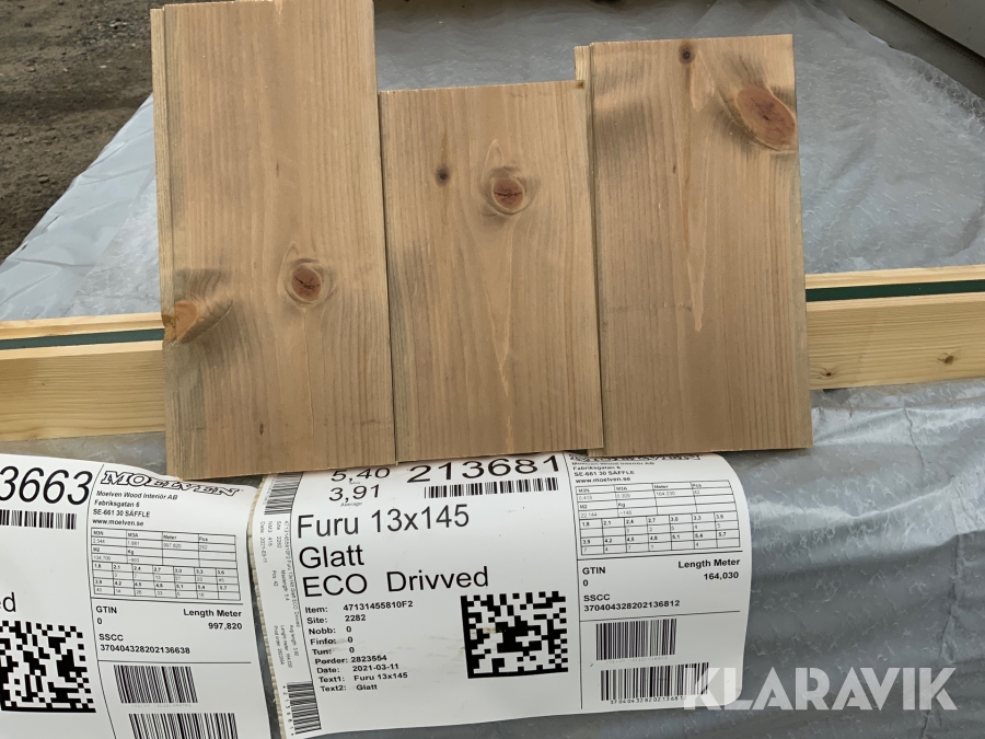 Klaravik Auktioner | Furupanel Moelven 207m2, 13x120 Himmelgrå, drivved