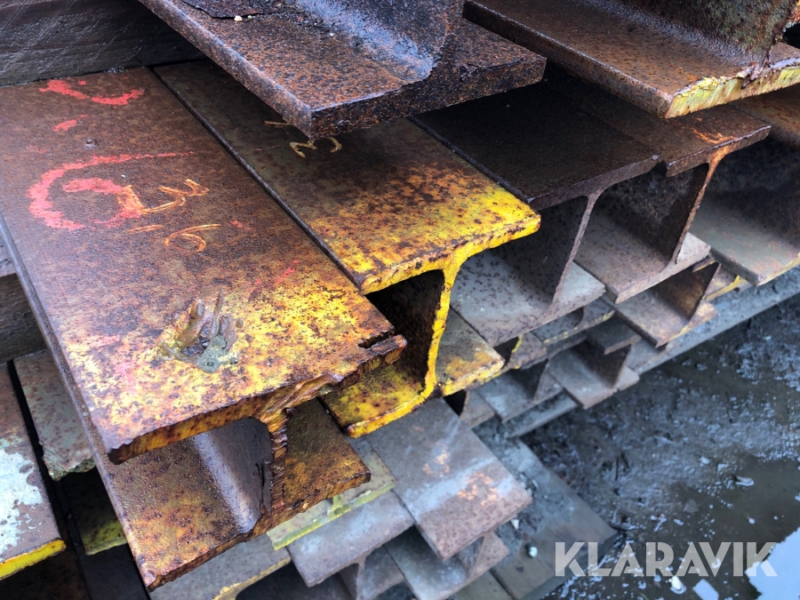 Klaravik Auktioner | Stålbalk HE120B 40 st Längd 3,5-3,7m