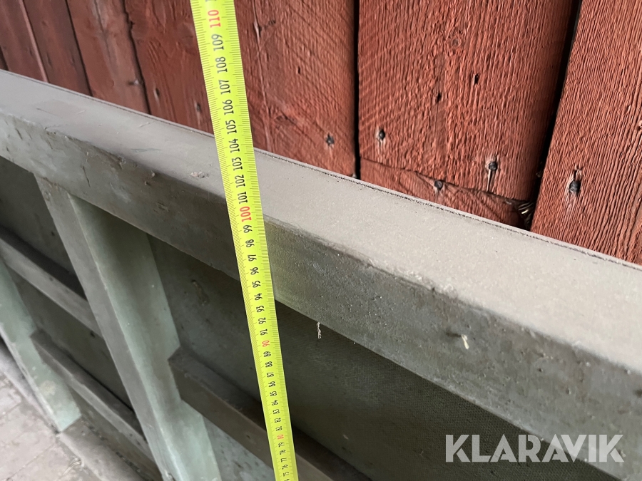 Djurvåg för ungdjur, Falköping, Klaravik auktioner