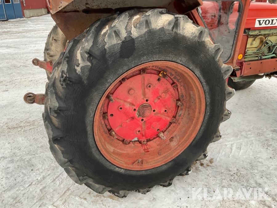 Klaravik Auktioner | Traktor Volvo BM T 800 C