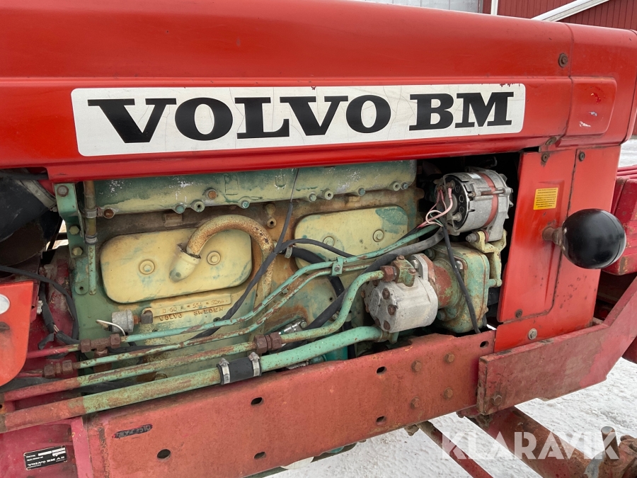 Klaravik Auktioner | Traktor Volvo BM T 800 C