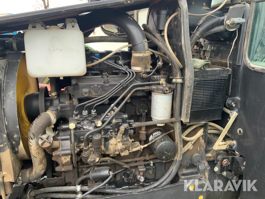 Traktor Valmet 365-4, Katrineholm, Klaravik auktioner