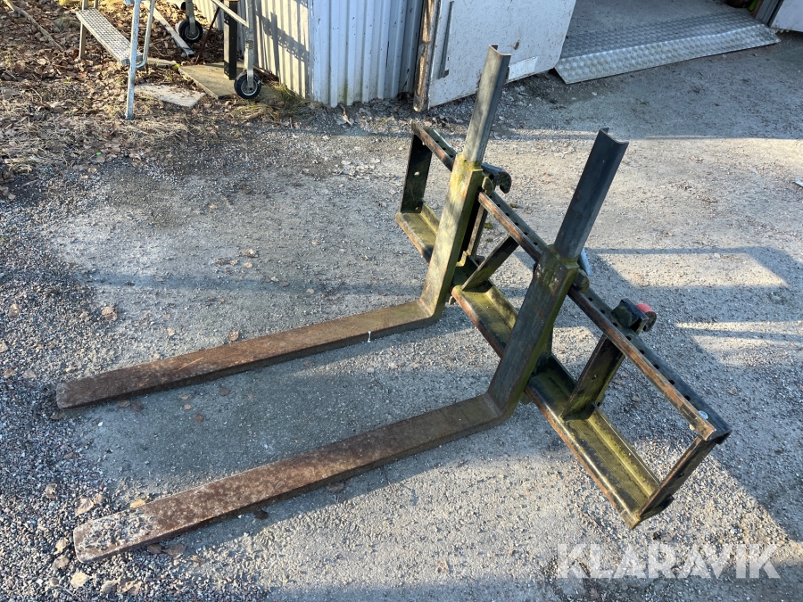 Gaffelställ till Wille Ålö, Västerås, Klaravik auktioner