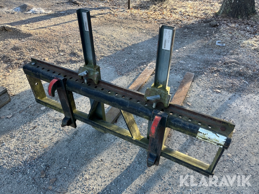 Gaffelställ till Wille Ålö, Västerås, Klaravik auktioner