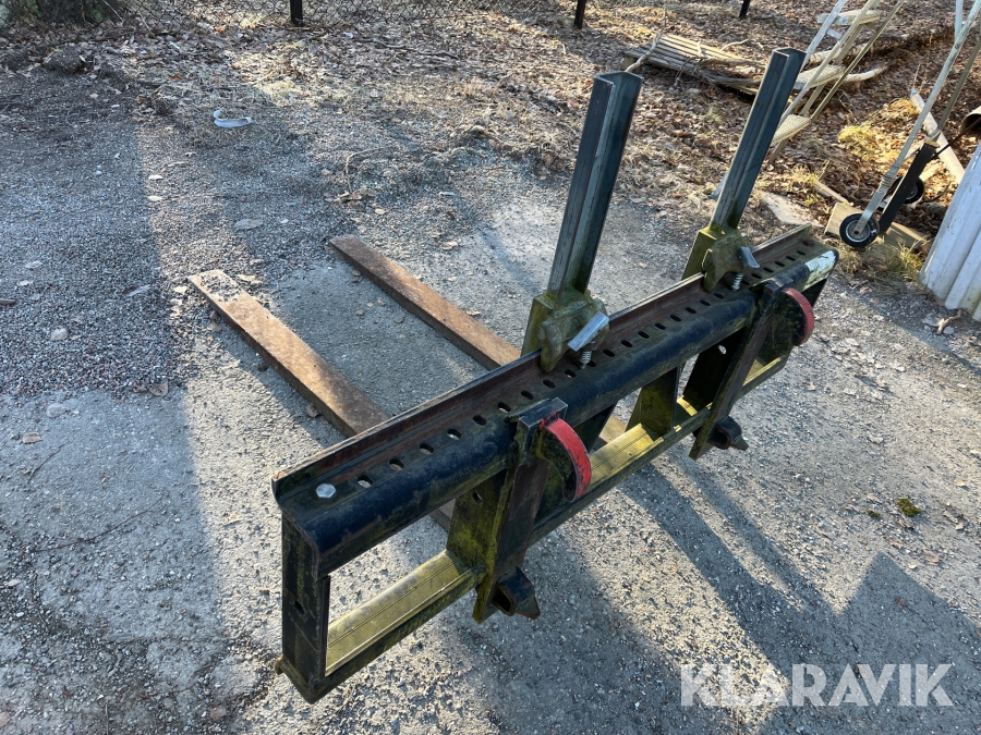 Gaffelställ till Wille Ålö, Västerås, Klaravik auktioner
