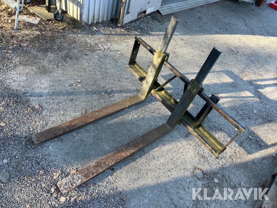 Gaffelställ till Wille Ålö, Västerås, Klaravik auktioner