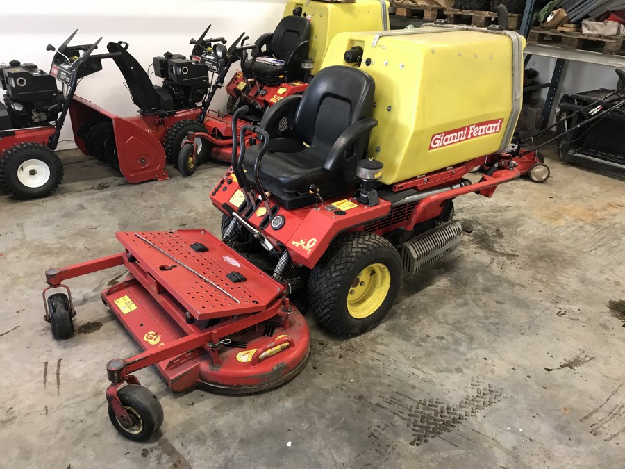 Klaravik Auktioner | Gräsklippare Ferrari 630 / Zeroturn