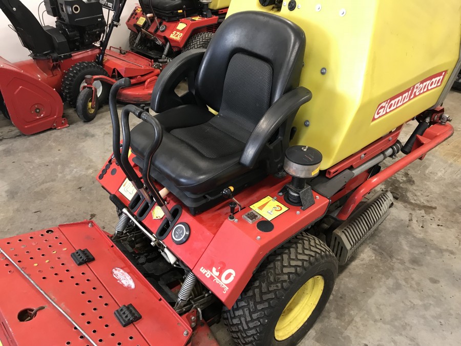 Klaravik Auktioner | Gräsklippare Ferrari 630 / Zeroturn