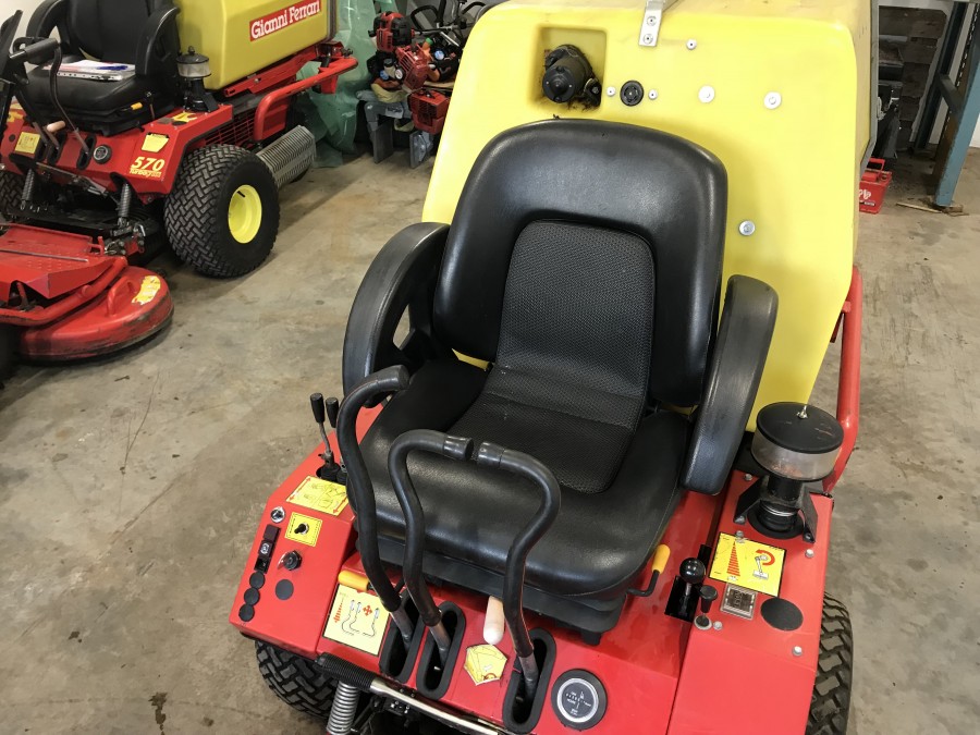 Klaravik Auktioner | Gräsklippare Ferrari 630 / Zeroturn