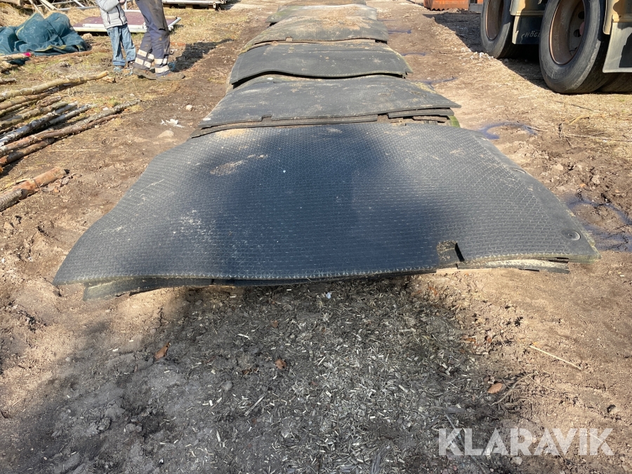 Båspallmattor 10st Delaval, Halmstad, Klaravik auktioner