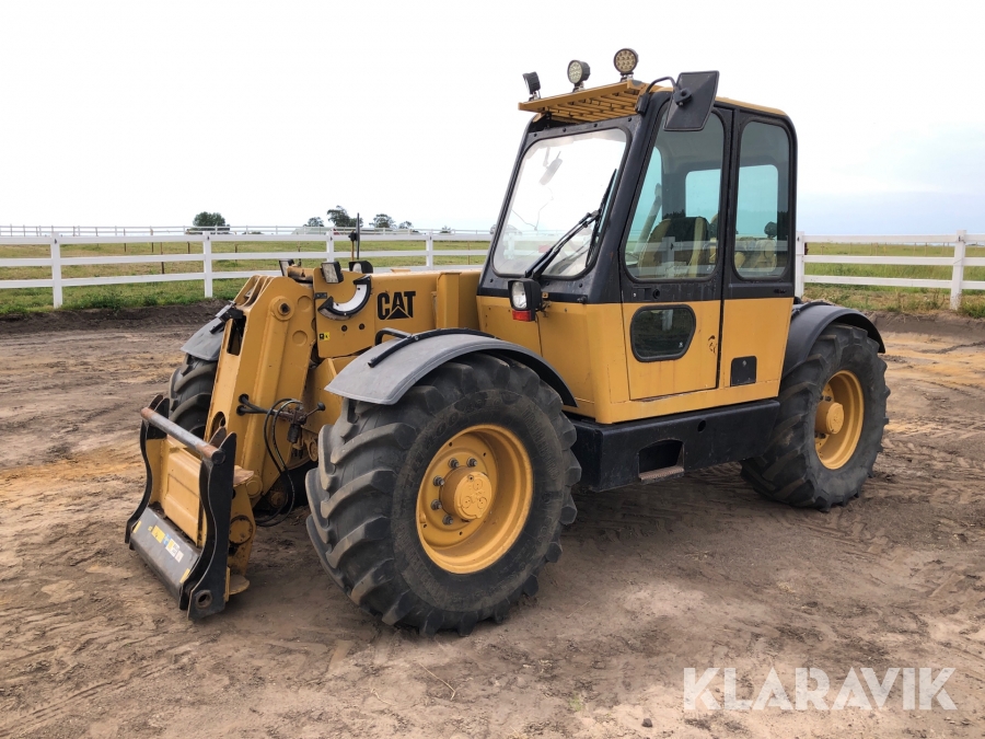 Teleskoptruck CAT TH82