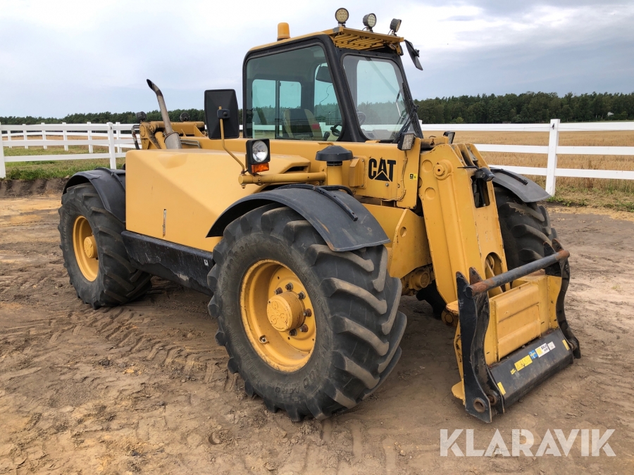 Teleskoptruck CAT TH82