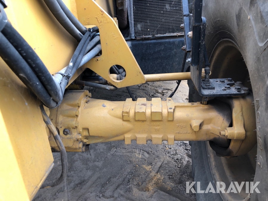 Teleskoptruck CAT TH82