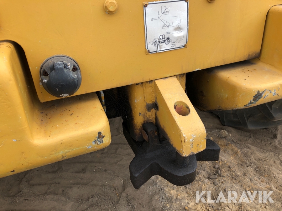 Teleskoptruck CAT TH82