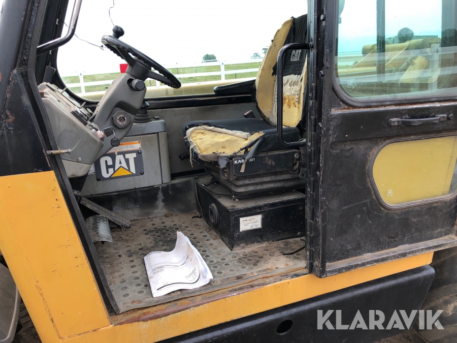 Teleskoptruck CAT TH82