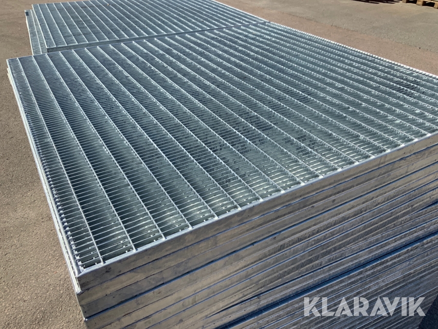 Klaravik Auktioner | Gallerdurk 70st