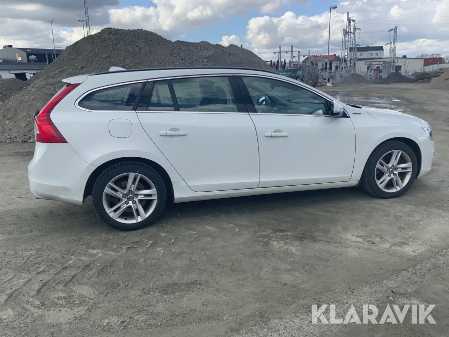Volvo C60 D6 hybrid AWD, Ystad, Klaravik auktioner