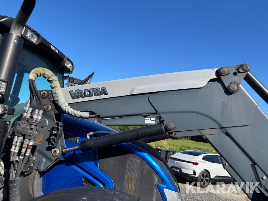 Traktor Valtra N113, Kungälv, Klaravik auktioner