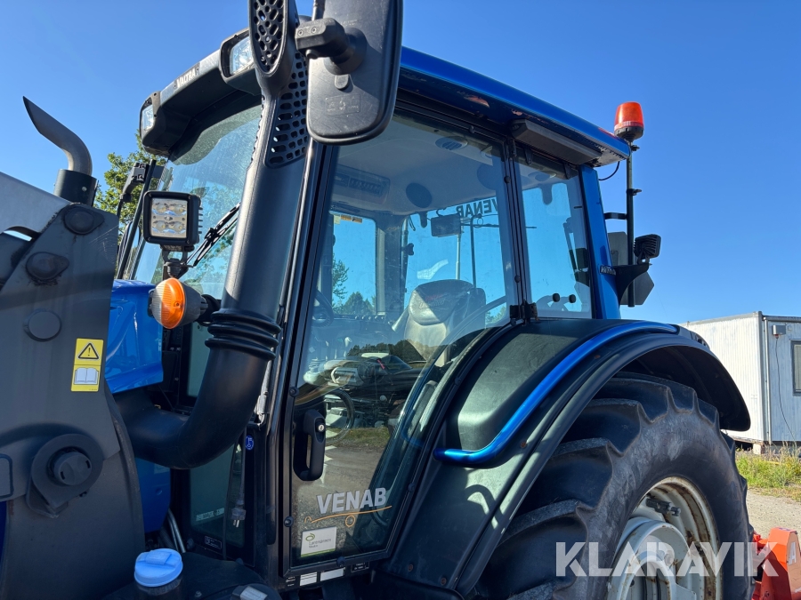 Traktor Valtra N113, Kungälv, Klaravik auktioner