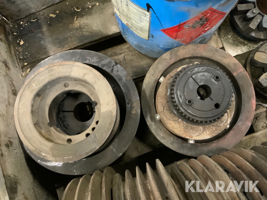 Div. Pall med remhjul och klämbustningar, Älmhult, Klaravik