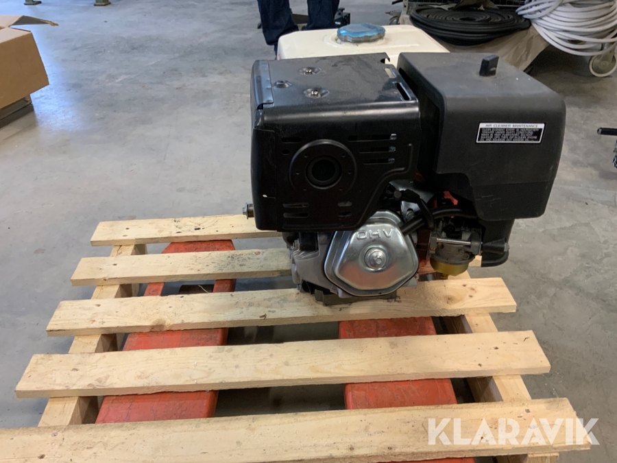 Bensinmotor, Götene, Klaravik auktioner