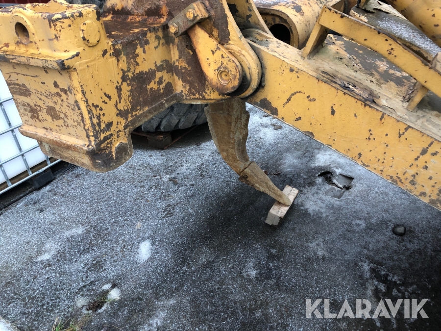 Schaktmaskin Caterpillar D7H