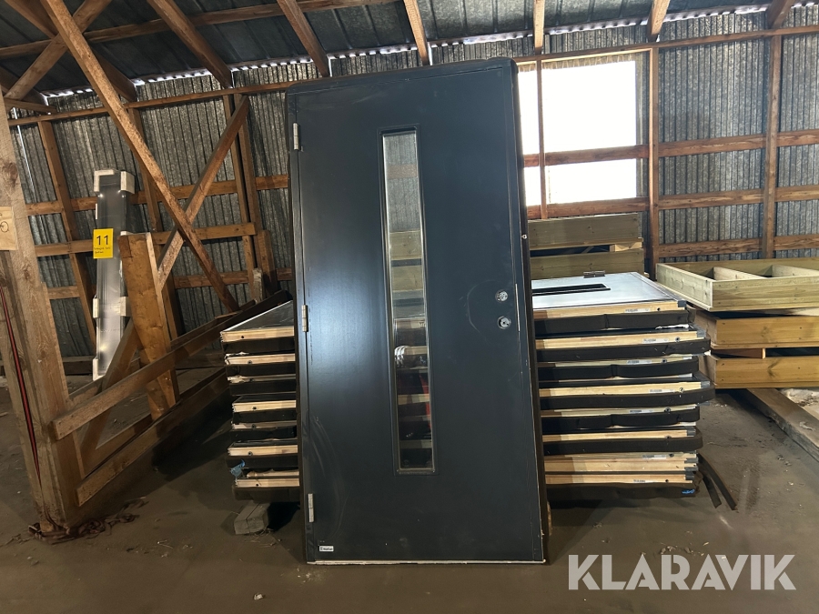 Ytterdörr Vänsterhängd NorDan, Kramfors, Klaravik auktioner