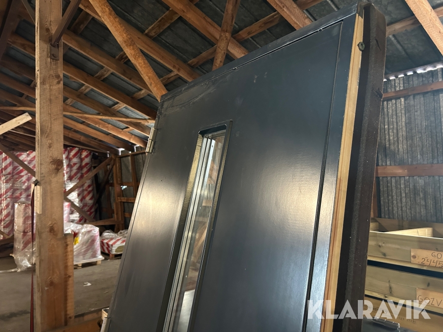 Ytterdörr Vänsterhängd NorDan, Kramfors, Klaravik auktioner