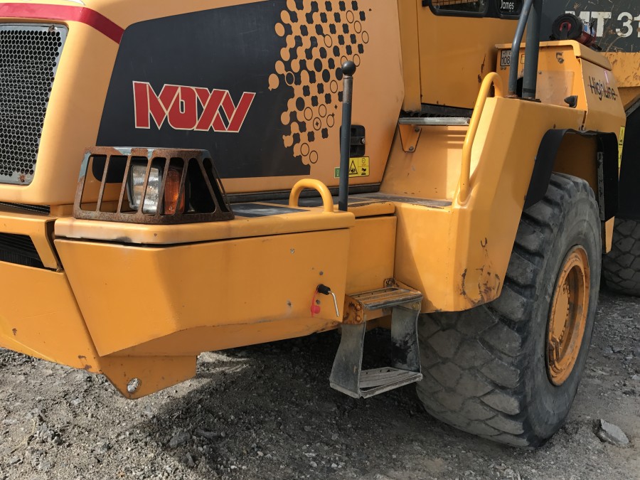 Dumper Moxy MT31