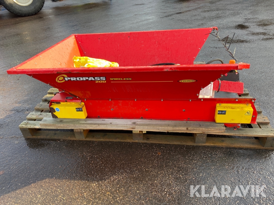 Klaravik Auktioner | Flak till dressare Tycrop Propass 200 Wireless ...
