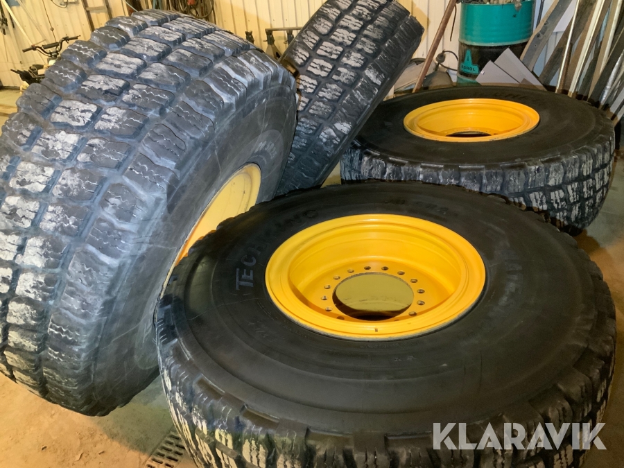 Vinterhjul till lastmaskin Volvo L90F Techking 20.5R25 mate snow
