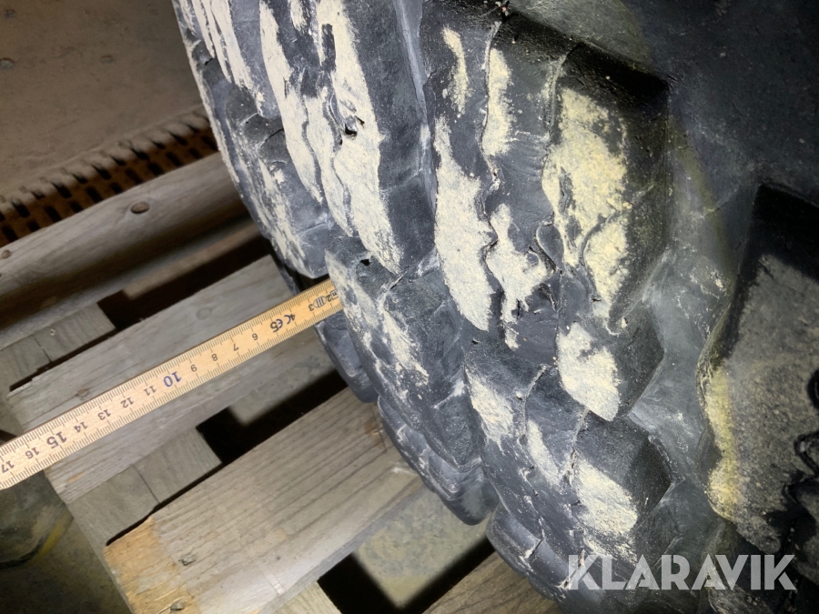 Vinterhjul till lastmaskin Volvo L90F Techking 20.5R25 mate snow