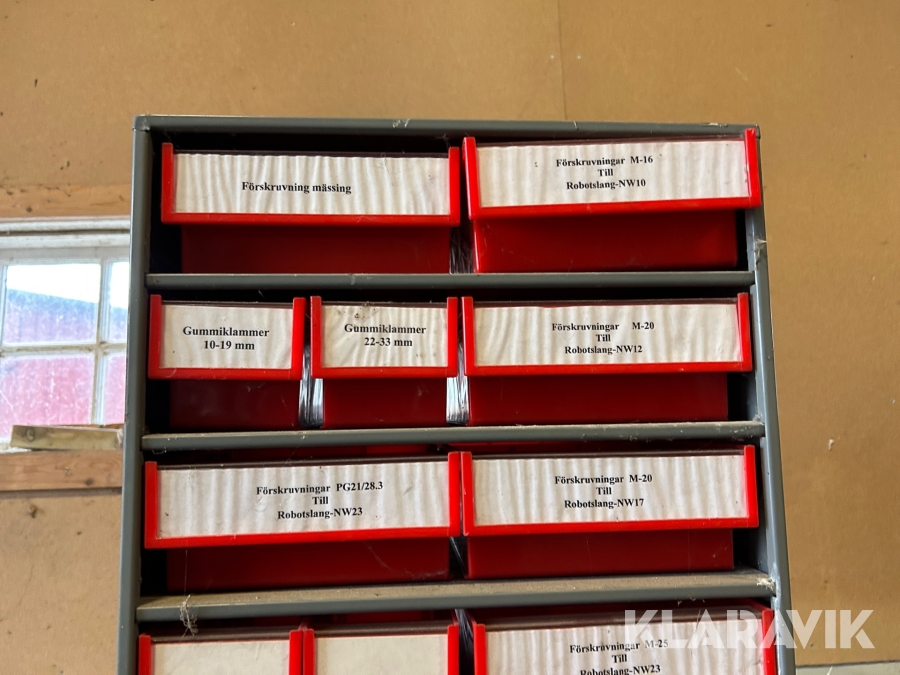 Lådor 12 st och 2 st Sortimentskåp, Trollhättan, Klaravik au