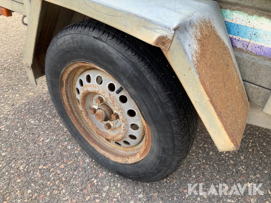 Personbilssläp kåpa Reko trailern 750kg, Flen, Klaravik aukt