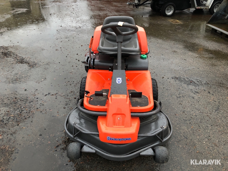 Klaravik Auktioner | Åkgräsklippare Husqvarna Rider 14 pro