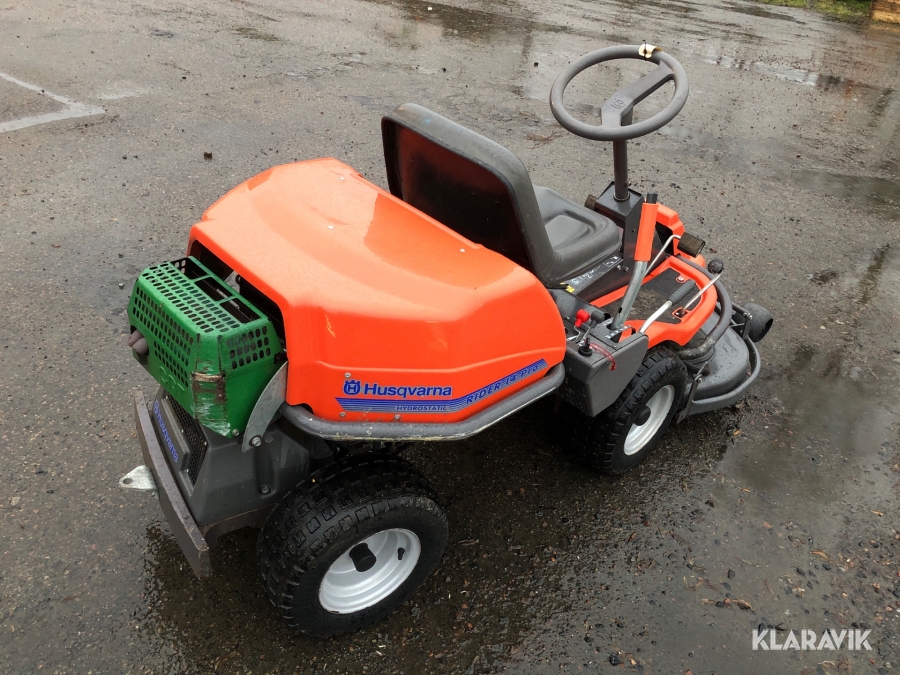 Klaravik Auktioner | Åkgräsklippare Husqvarna Rider 14 pro