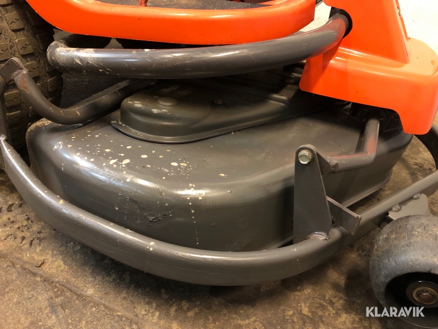 Klaravik Auktioner | Åkgräsklippare Husqvarna Rider 14 pro