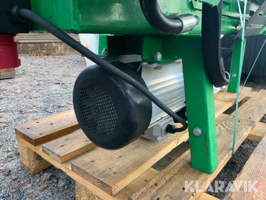 Vedklyv Kellfri HK777, Skara, Klaravik auktioner