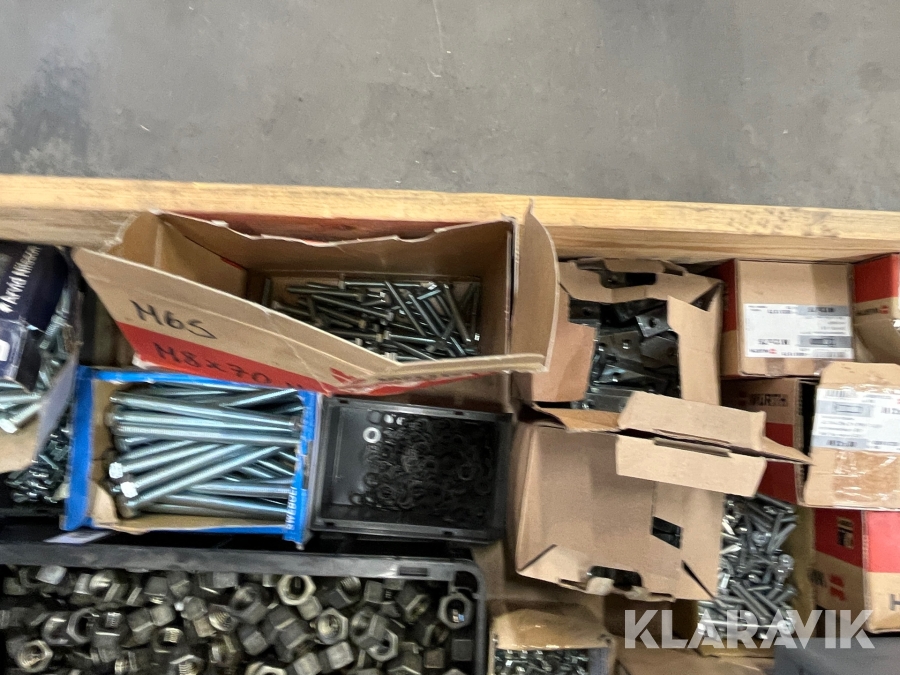 Diverse Skruv & Bult 4 pall Arvid Nilsson/Wurth/Mattssons mf