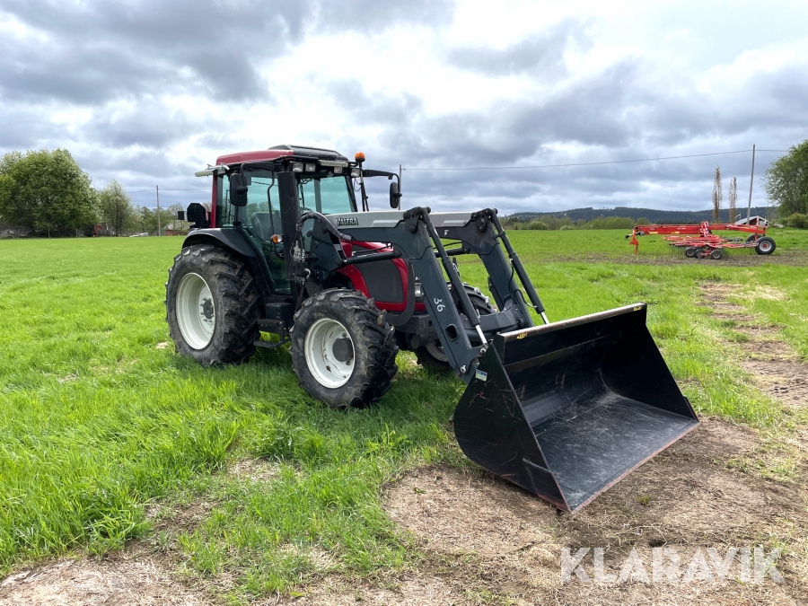 Traktor Valtra A93, Berg, Klaravik auktioner