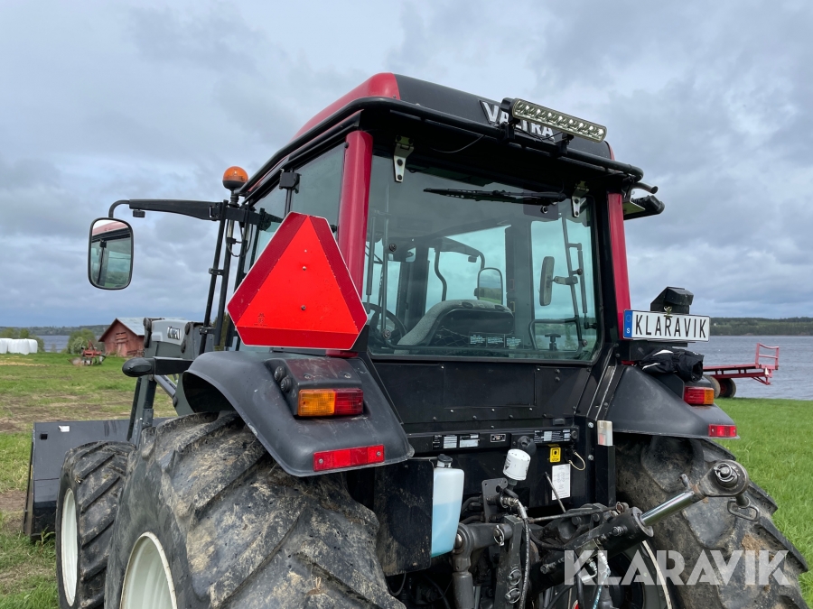 Traktor Valtra A93, Berg, Klaravik auktioner