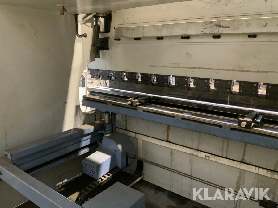 Kantpress Ermak CNC ap 3220, Oxelösund, Klaravik auktioner