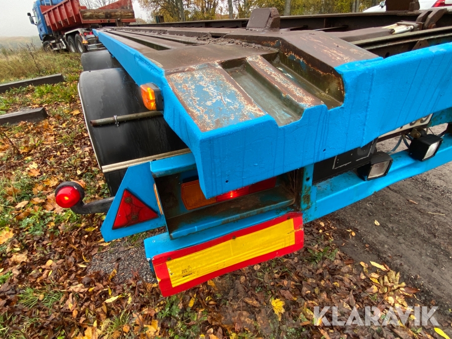 Lastväxlarsläp Renders RAC 18-18