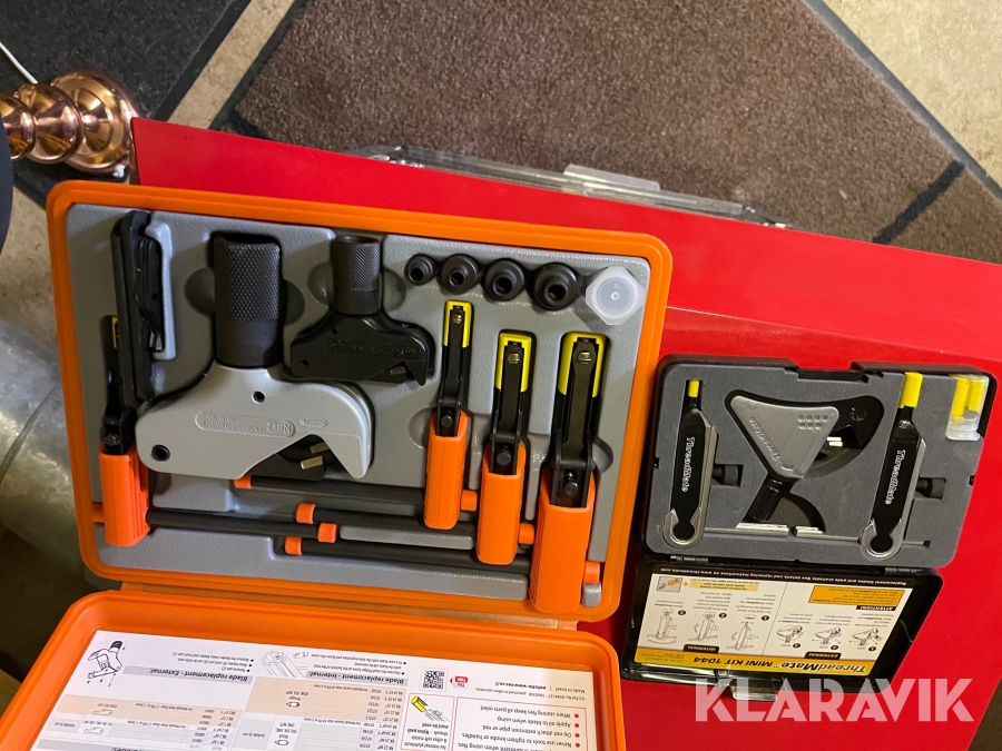 Klaravik Auktioner | Gängrenoveringssats Nes 1025