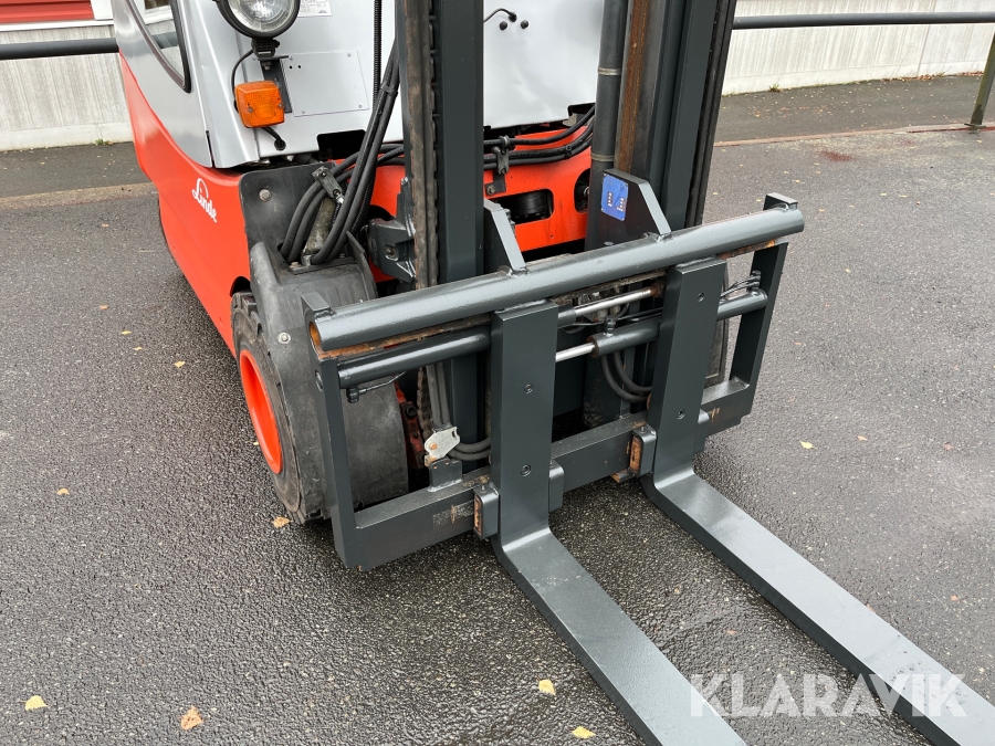 Truck Linde E30/600, Osby, Klaravik auktioner